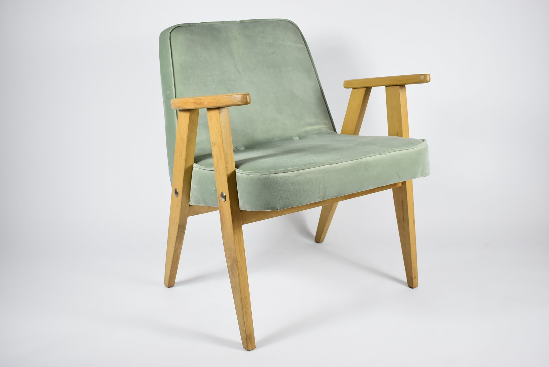 Teak 366 Armchair by J. Chierowski, 1960s for sale at Pamono