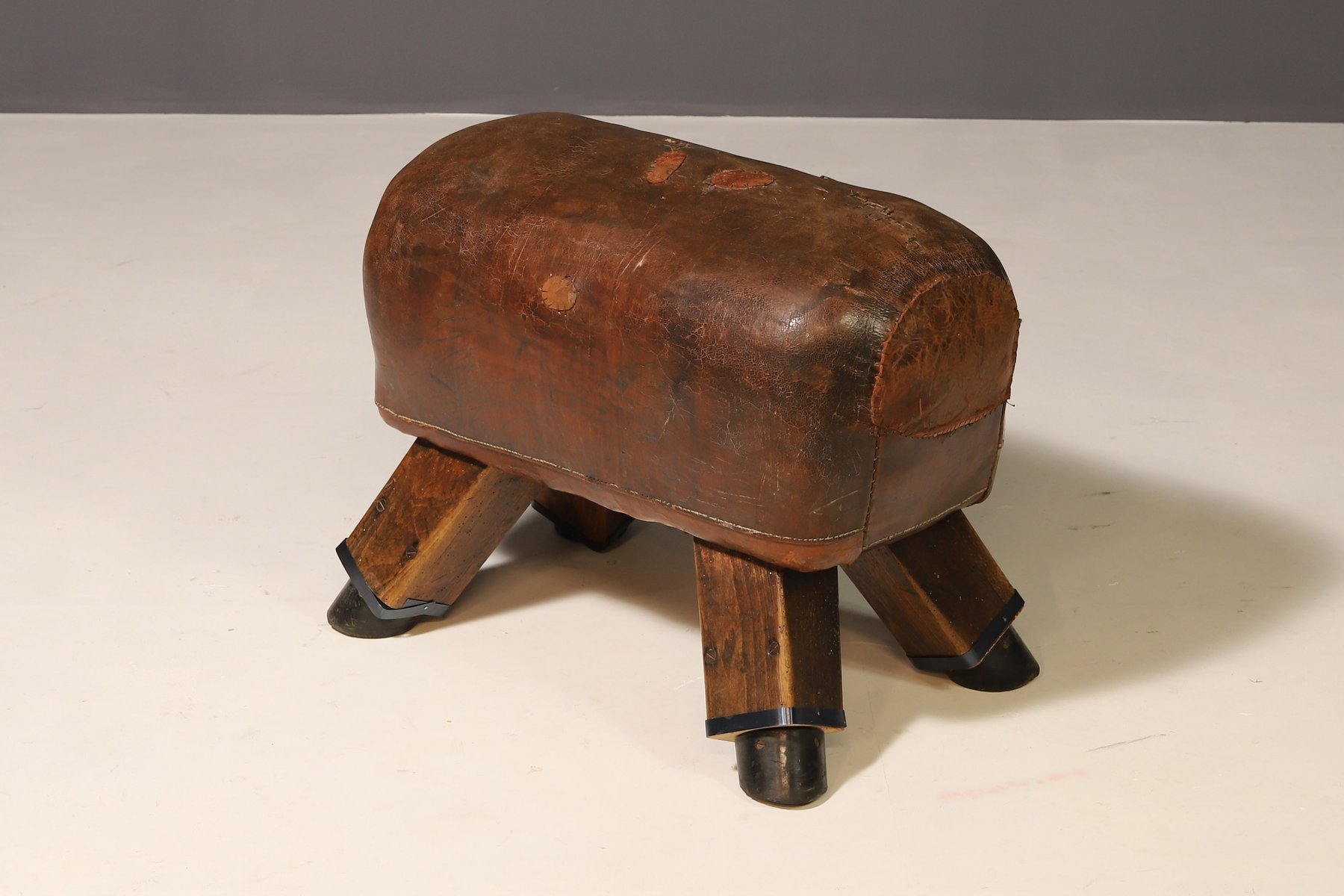 Vintage Leather Gymnastics Stool, Former Czechoslovakia, 1930s for sale ...