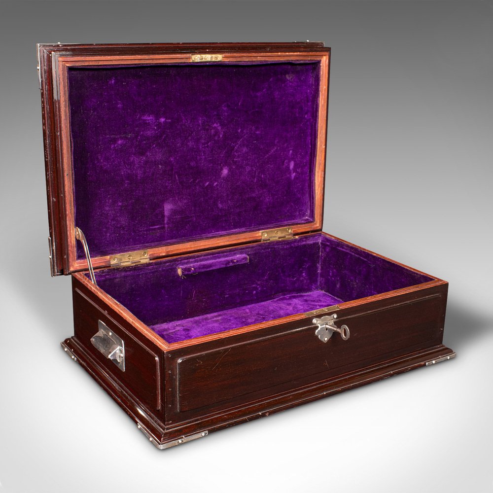 English Victorian Keepsake Box, 1900s for sale at Pamono