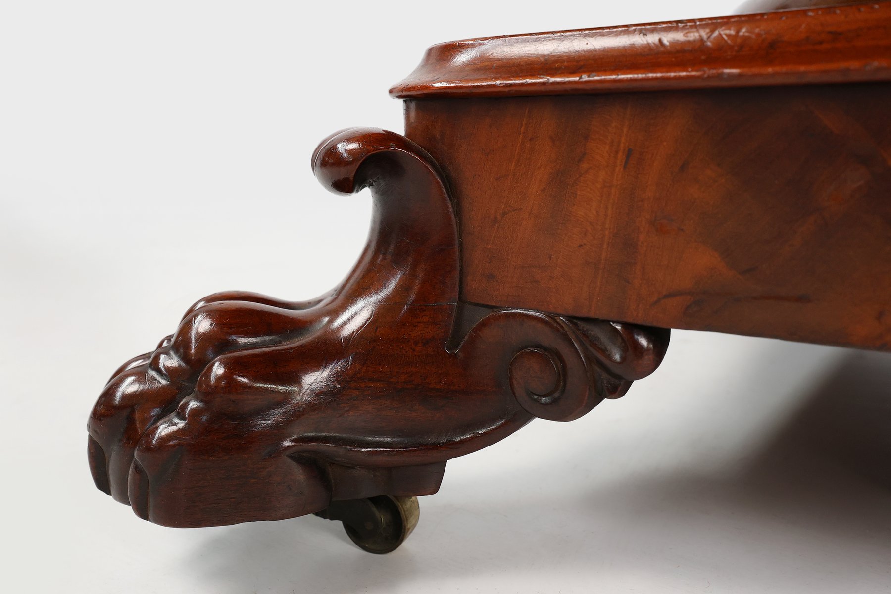 English Victorian Extendable Dining Table, 1830s for sale at Pamono