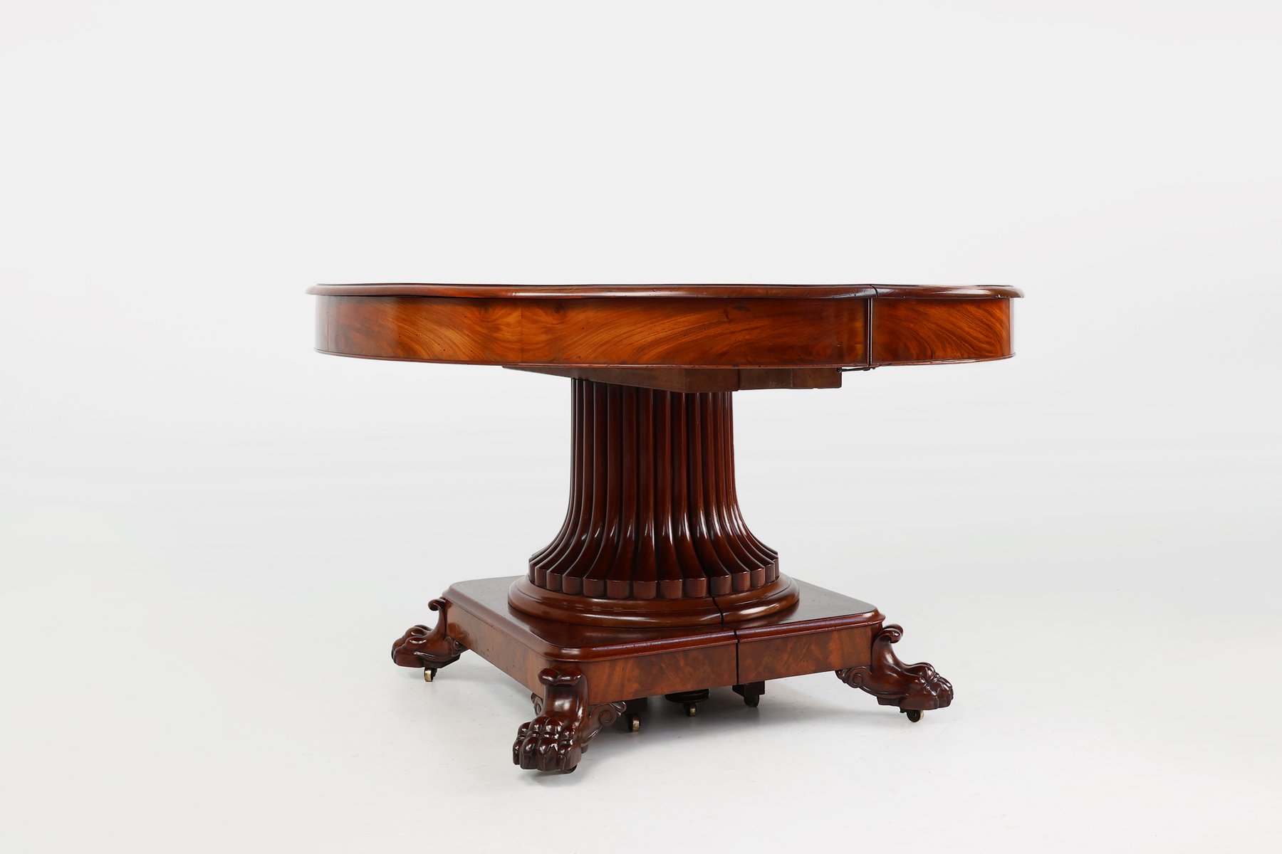 English Victorian Extendable Dining Table, 1830s for sale at Pamono