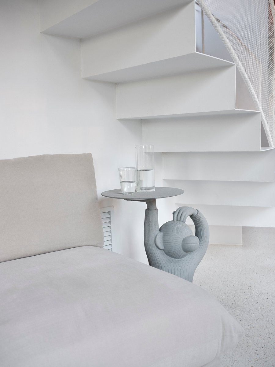 White Monkey Side Table by Jaime Hayon for BD Barcelona for sale at Pamono