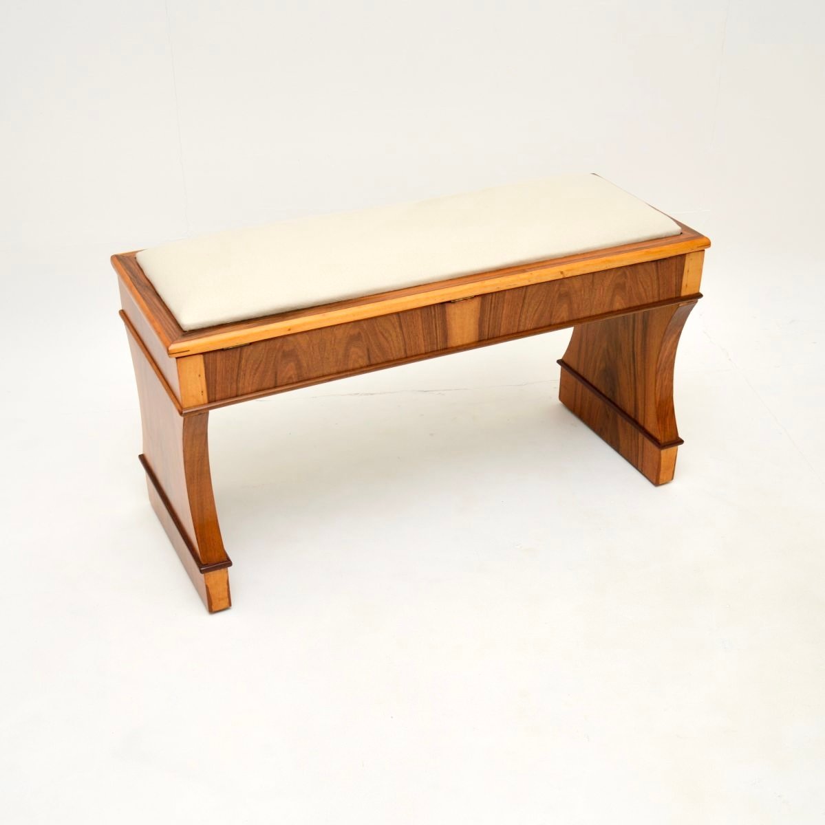 Art Deco Walnut Duet Piano Stool, 1930 for sale at Pamono