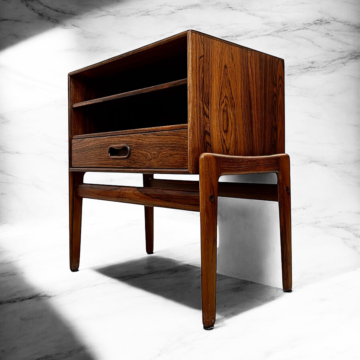 Nightstand by Arne Vodder for Vamo for sale at Pamono
