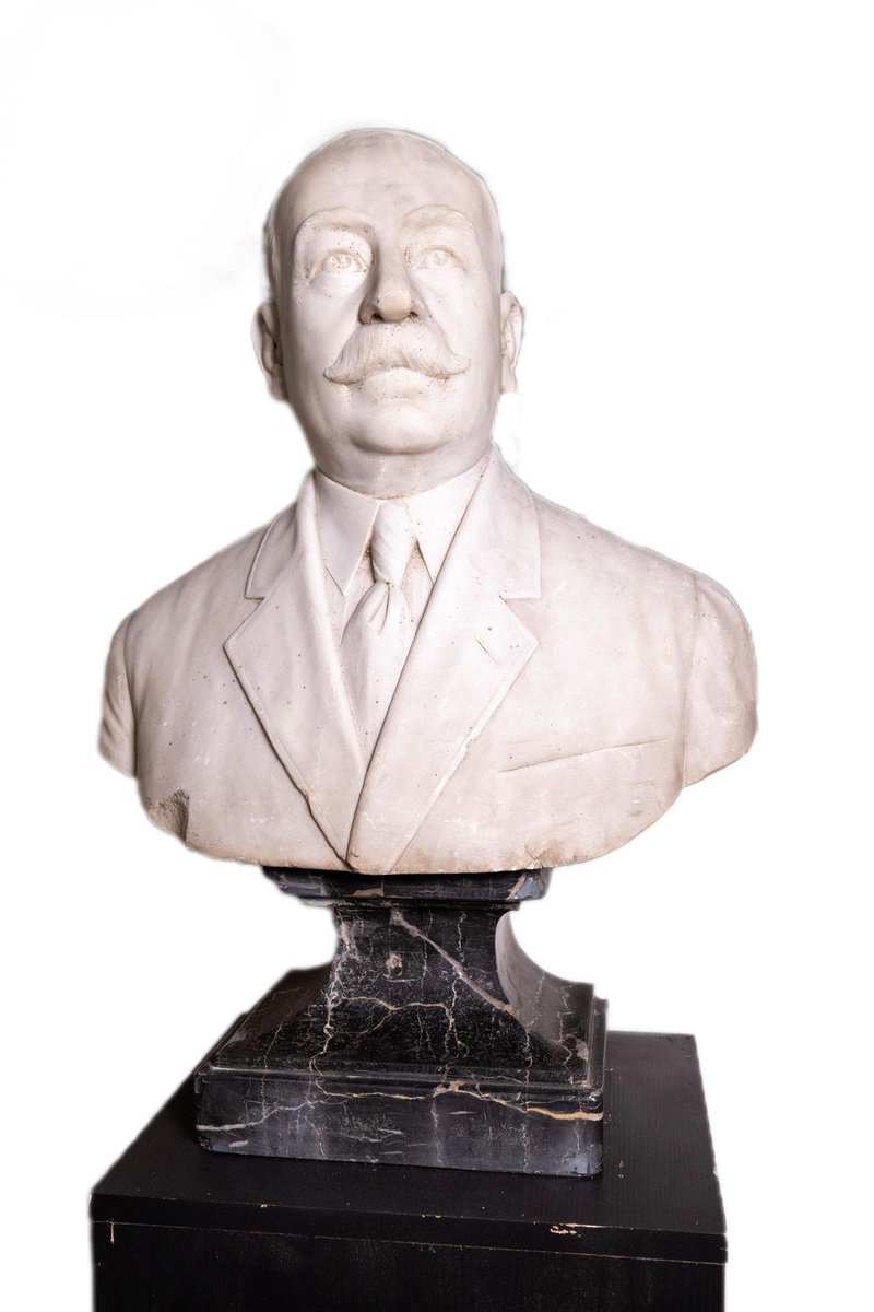 Bust of Lenin, 20th Century, Marble for sale at Pamono