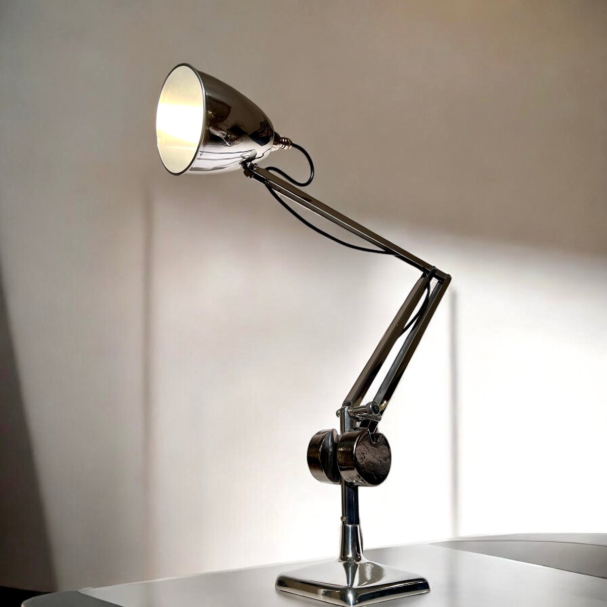 Extra Large Iconic Aluminum Fingalite Architect's Desk Lamp by Adel ...