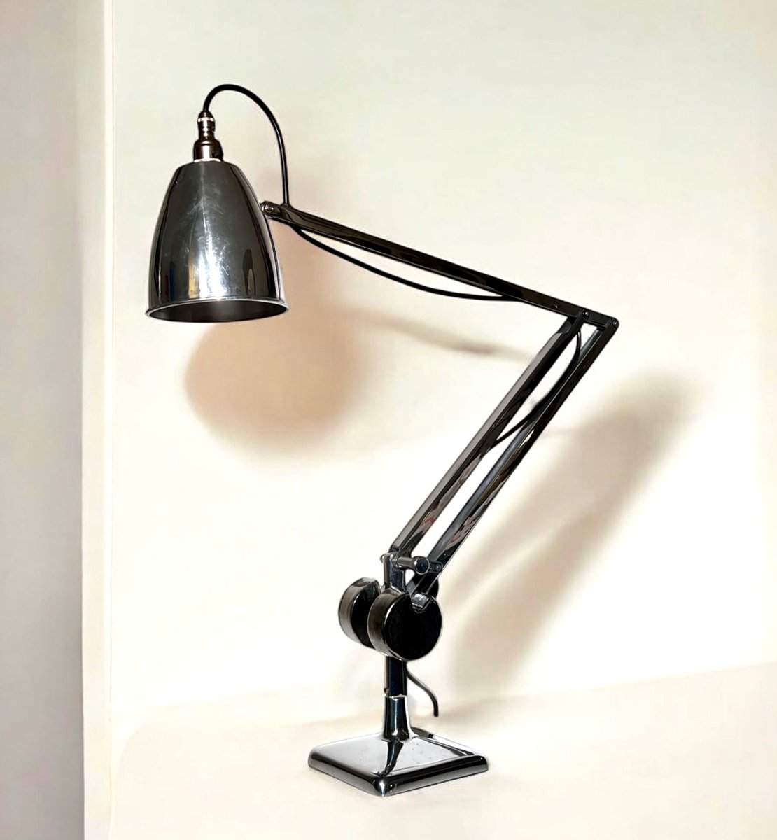 Extra Large Iconic Aluminum Fingalite Architect's Desk Lamp by Adel ...