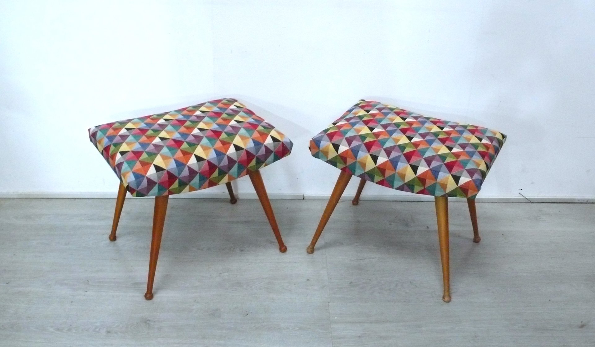 Set of Mid-Century Modern Stools, 1950s for sale at Pamono