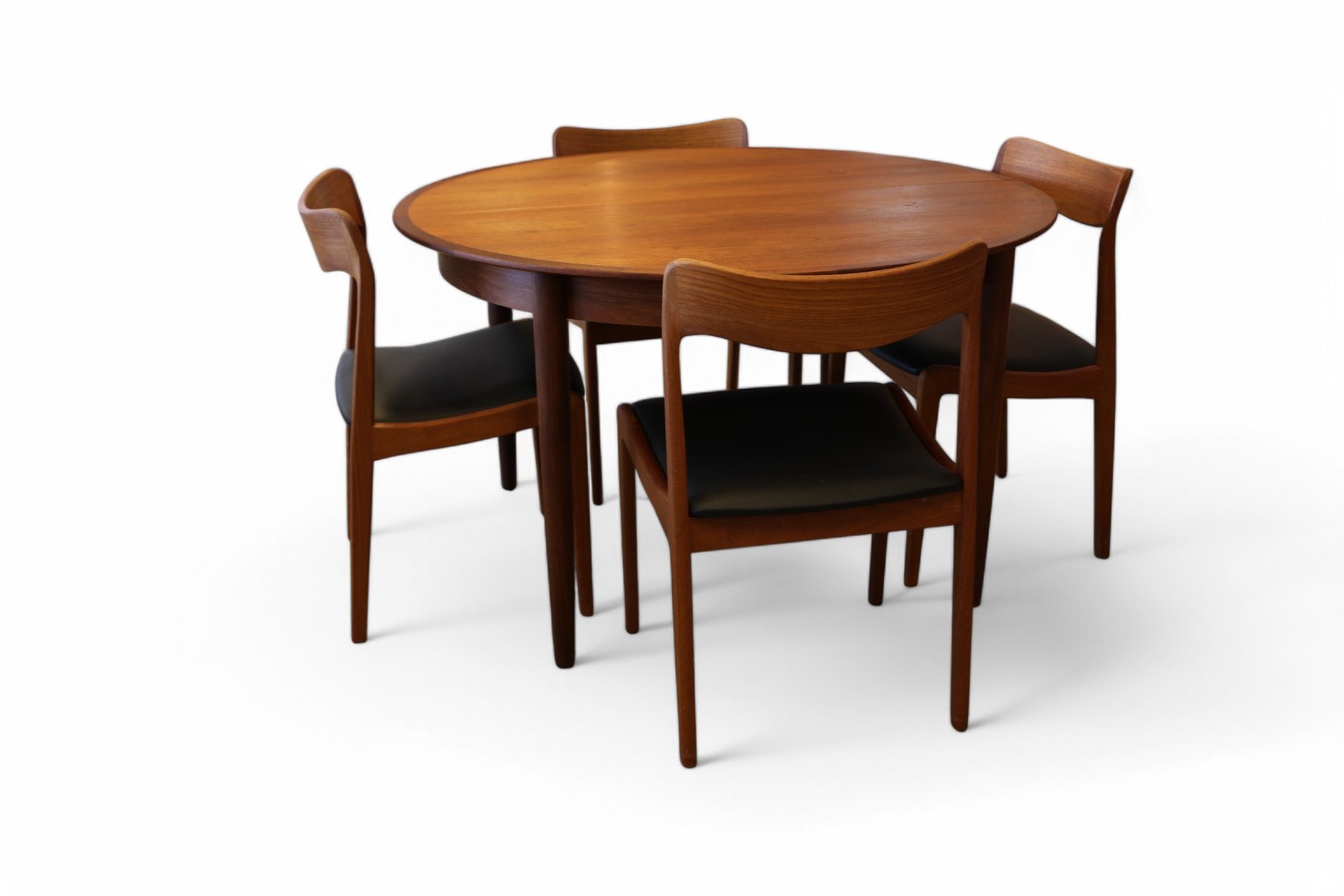 Danish Round Dining Table in Teak with Double Extension Leaves, 1960s ...