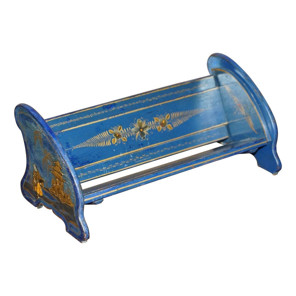 Small Chinese Chinoiserie Bookshelf, 1920s for sale at Pamono