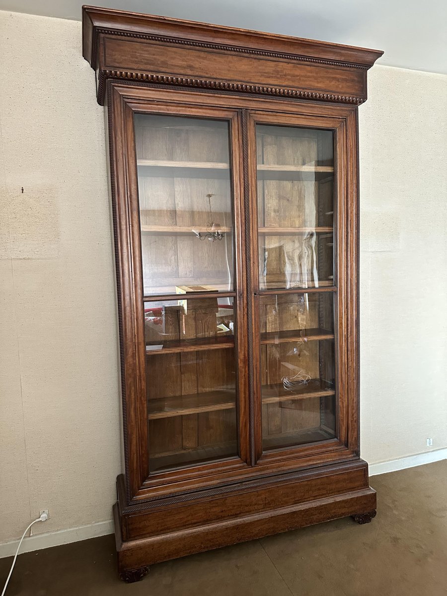 Walnut Display Case, 1850s for sale at Pamono