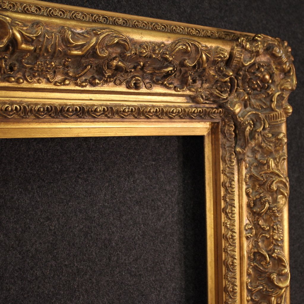 Italian Gilded Frame, 1970s for sale at Pamono