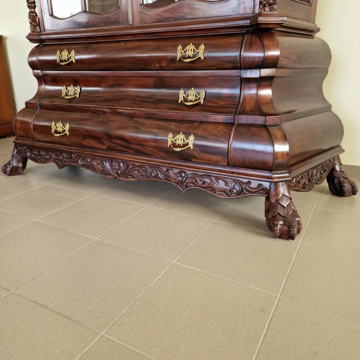 Antique French Showcase in Mahogany for sale at Pamono