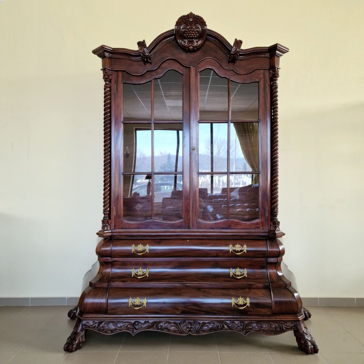 Antique French Showcase in Mahogany for sale at Pamono