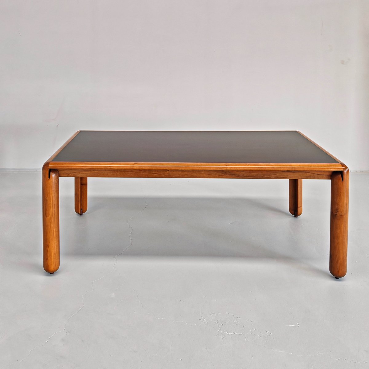 Table Rectangulaire Modèle 781 en Bois par Vico Magistretti pour ...