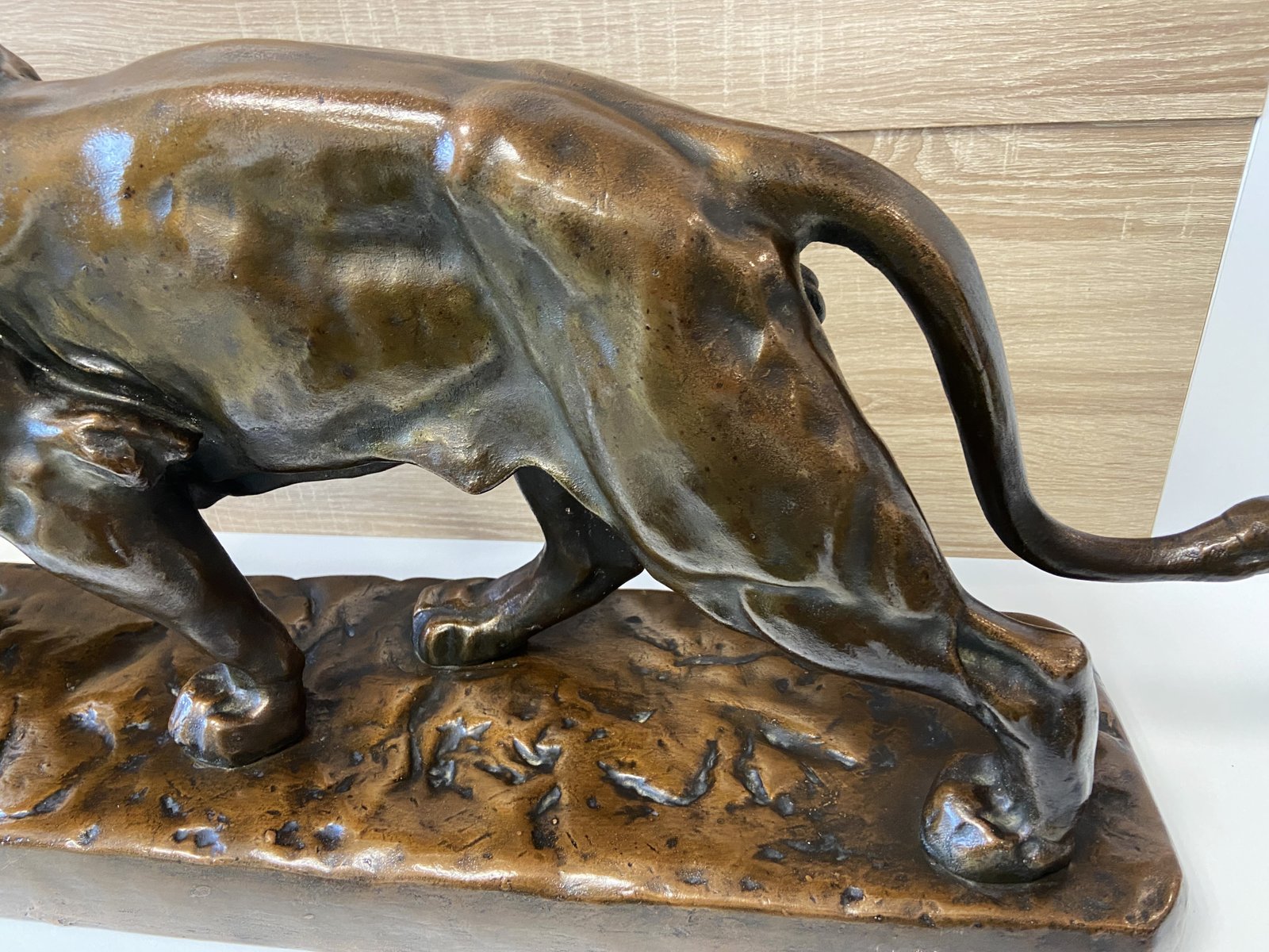 Louis Vidal, Large Lion Statue, 1872, Bronze for sale at Pamono