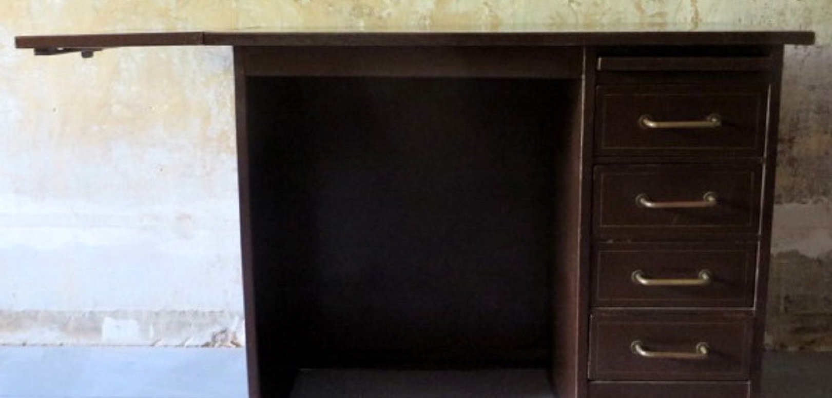 Small Metal Desk with Extension Flap from Roneo, 1920s for sale at Pamono