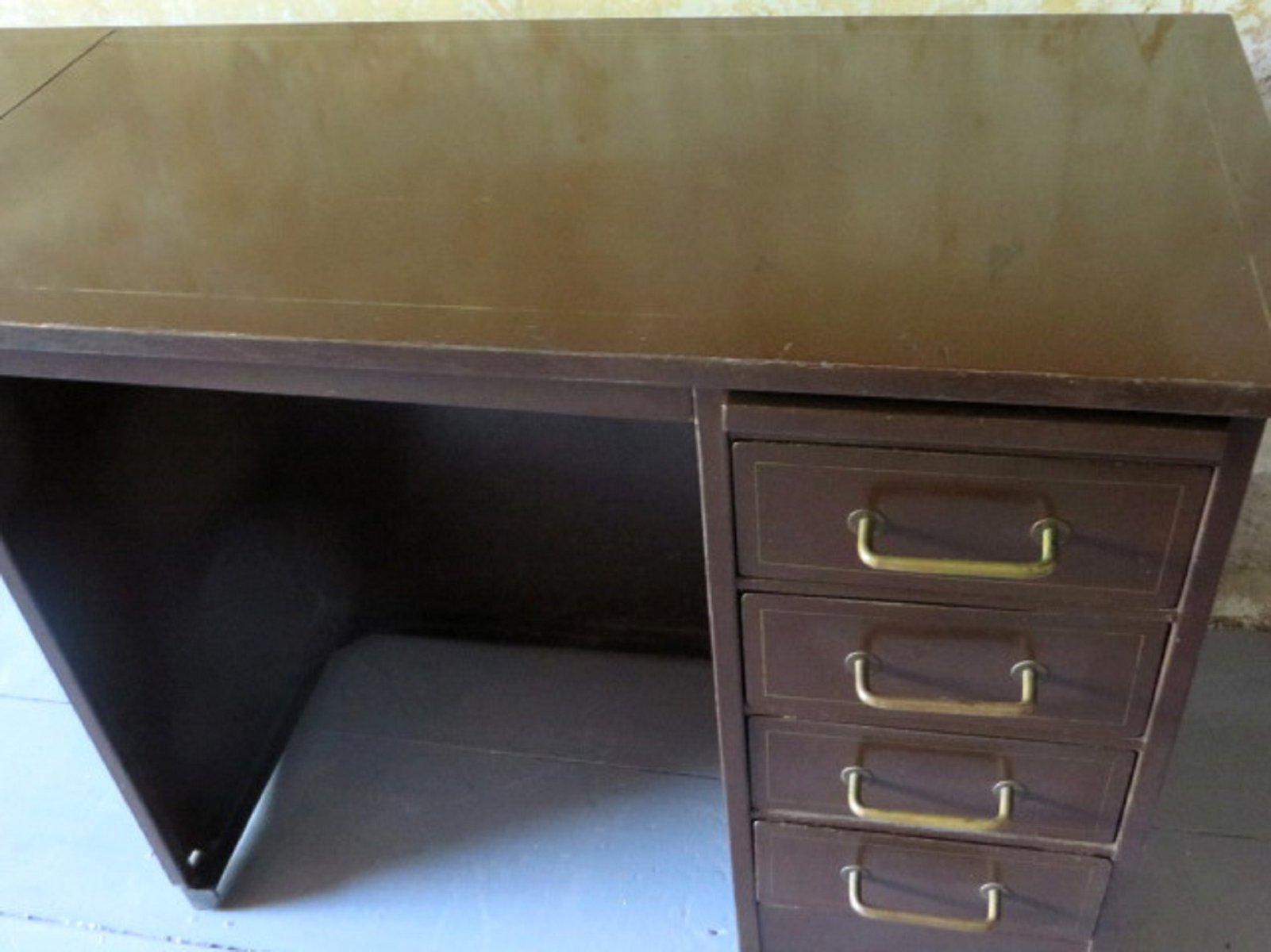 Small Metal Desk with Extension Flap from Roneo, 1920s for sale at Pamono