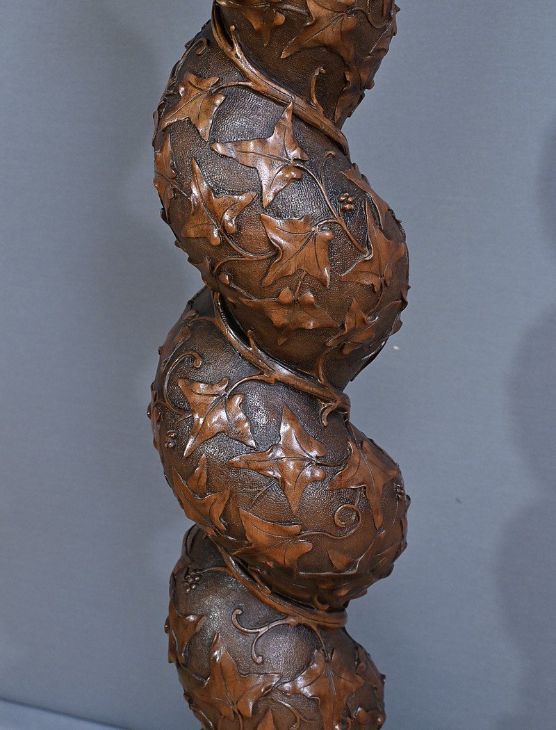 Swivel Column in Walnut, 1900s for sale at Pamono