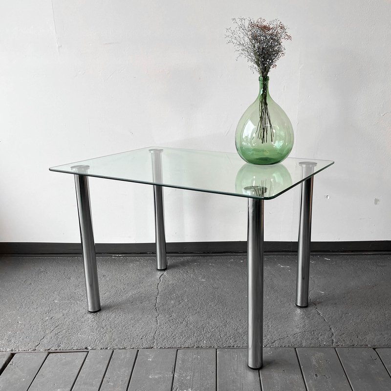 Italian Glass Table, 1990s for sale at Pamono