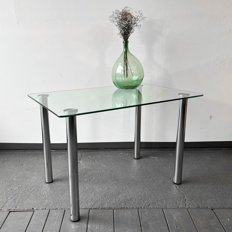 Italian Glass Table, 1990s for sale at Pamono