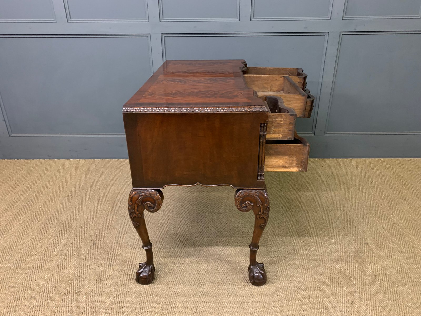 Chippendale Flame Mahogany Writing Desk, 1920s for sale at Pamono