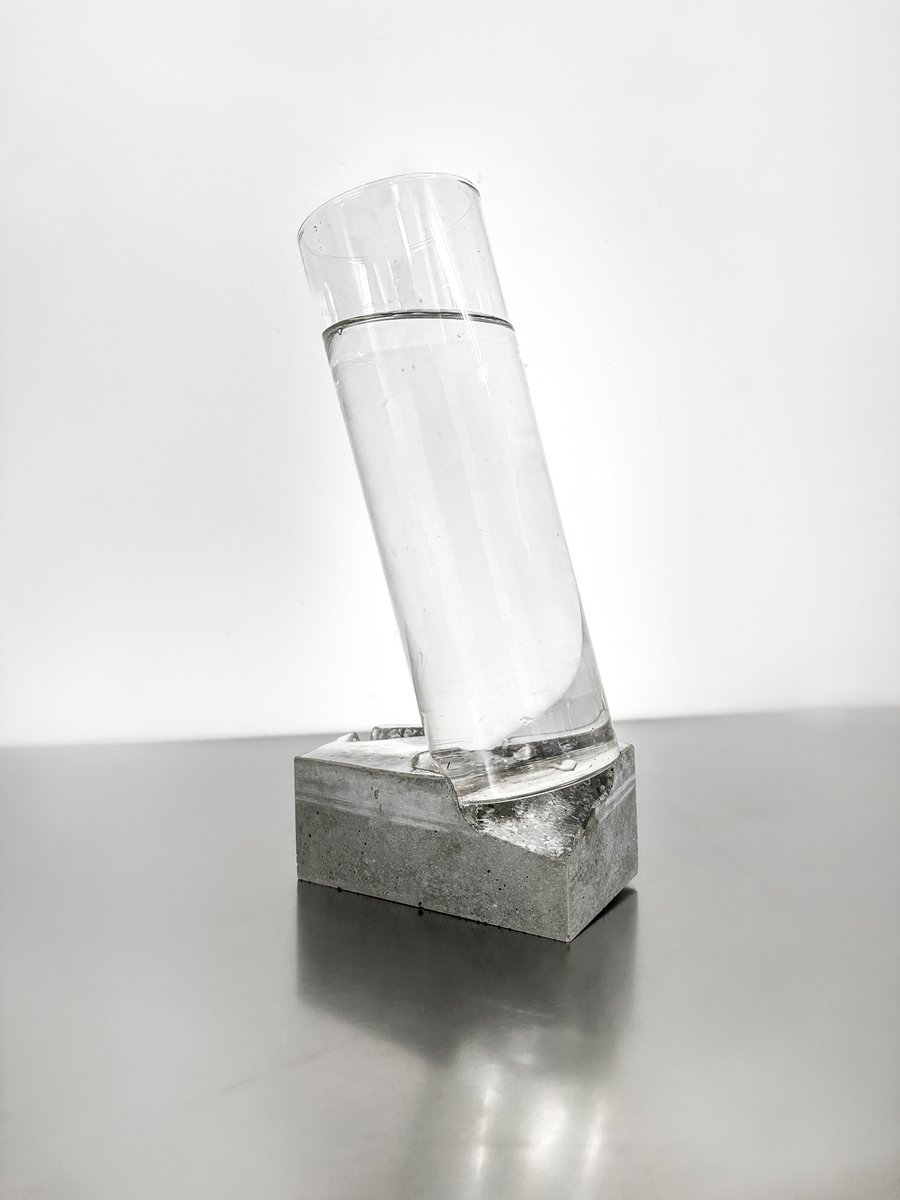 Peak Flower Vase by Lukas Loette for sale at Pamono