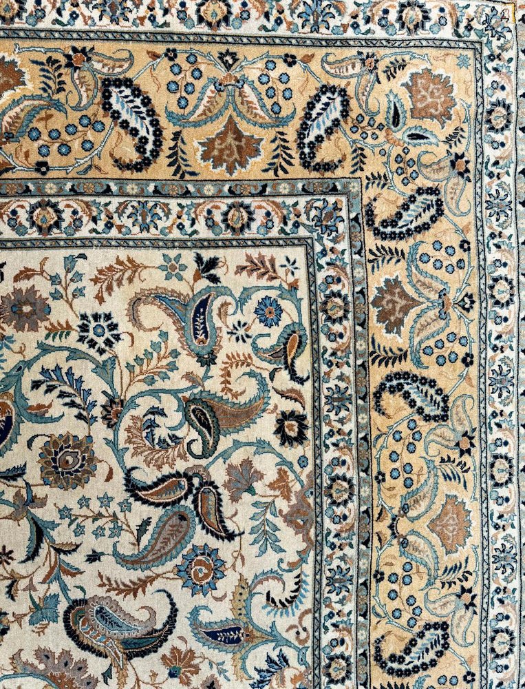 Large Antique Wool Tabriz Rug for sale at Pamono