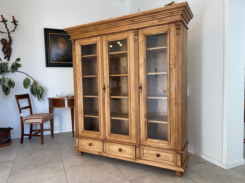 Farmhouse Natural Wood Display Case for sale at Pamono