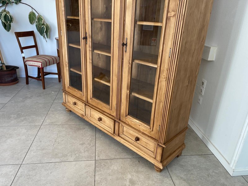 Farmhouse Natural Wood Display Case for sale at Pamono