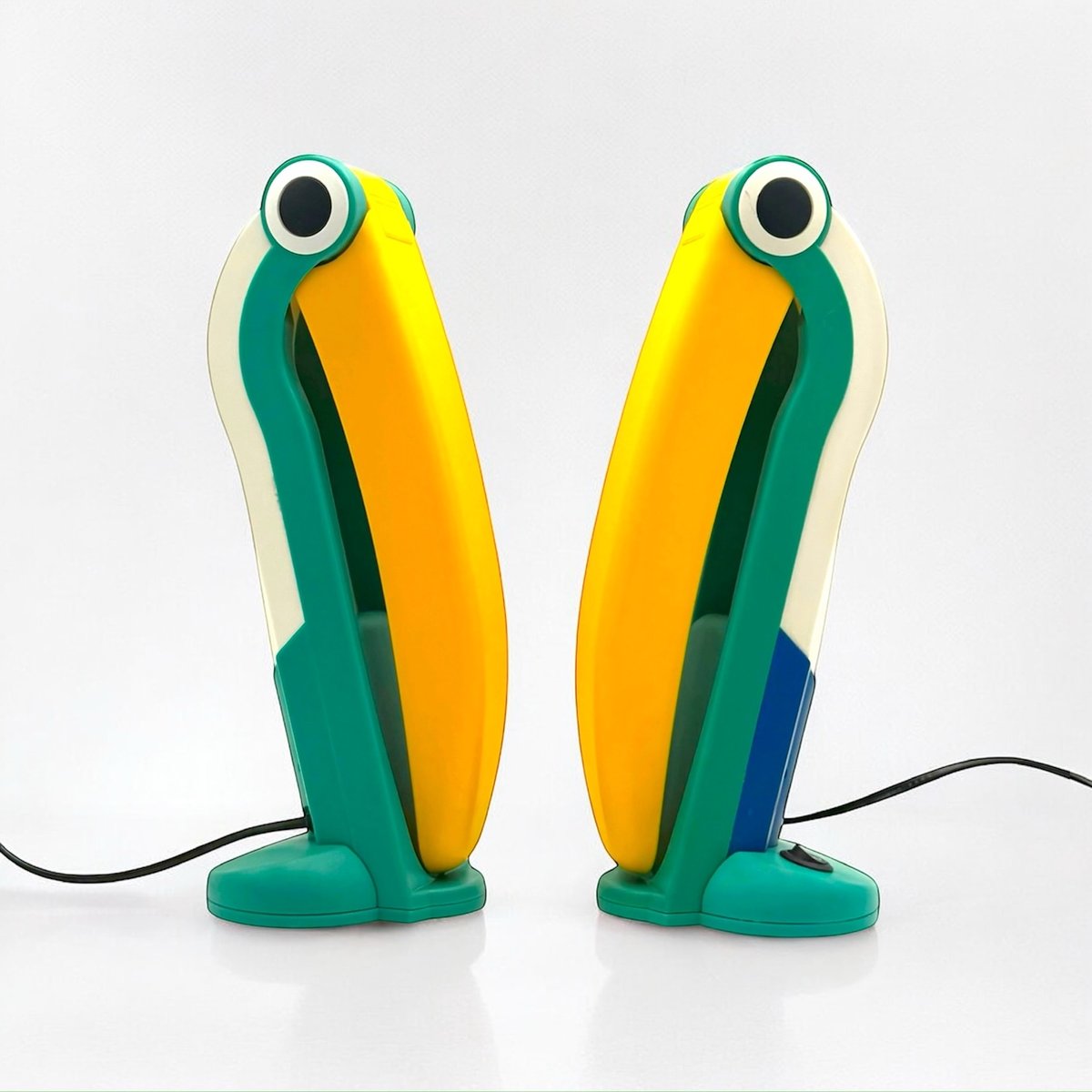 Green and Yellow Toucan Desk Lamps by Huo-Tu Huang, 1990s, Set of 2 for ...