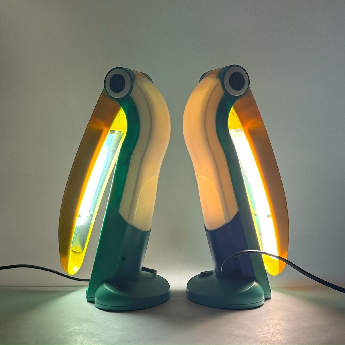 Green and Yellow Toucan Desk Lamps by Huo-Tu Huang, 1990s, Set of 2 for ...