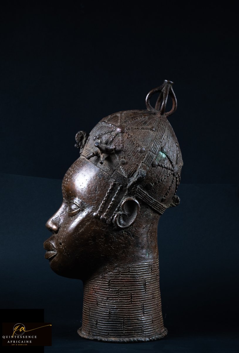Ife Bini / Edo Artist, Head of Queen Mother, Pre-1800, Bronze for sale ...