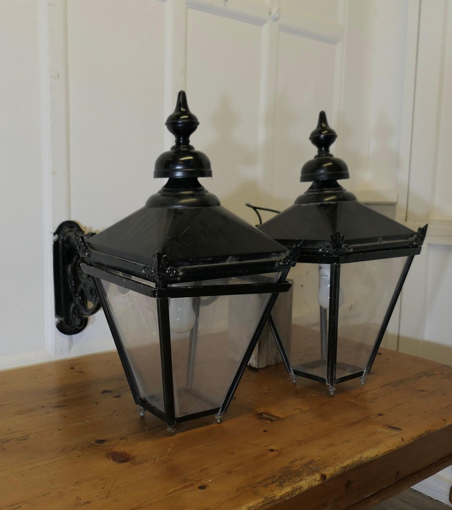 Single Column French Brass Table Lamp, 1920s for sale at Pamono