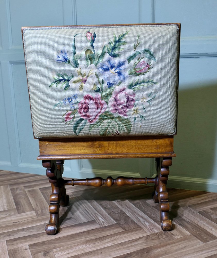 Early Victorian Sewing Box for sale at Pamono