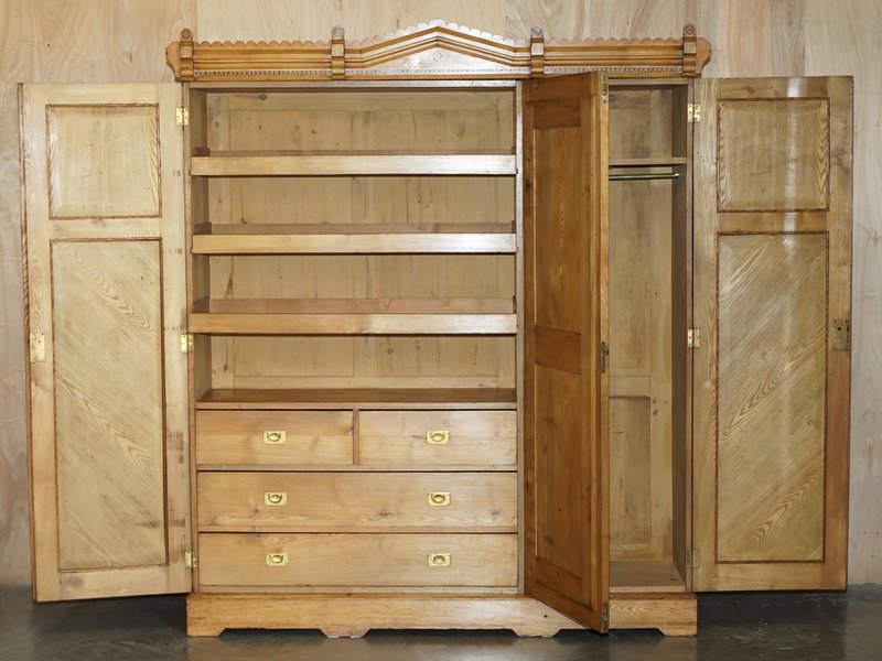 Victorian Aesthetic Movement Ash Wardrobe for sale at Pamono