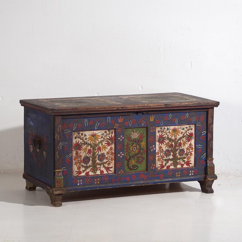 Antique Blue Trunk with Hand-Painted Floral Details, 1870s for sale at ...