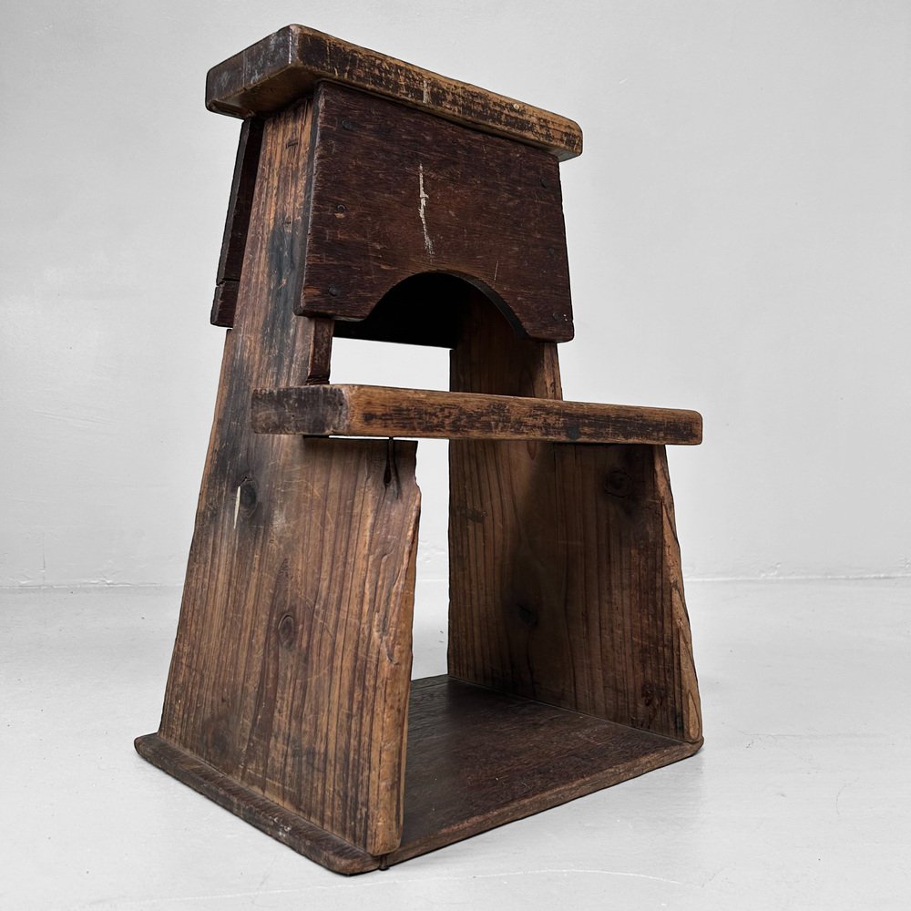 Minimalist Fumidai Wooden Step Stool, Japan, 1920s for sale at Pamono