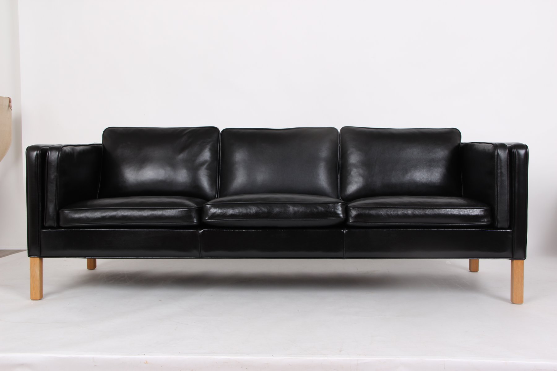 Danish Model 78 3-Seater Sofa in Black Leather from Grandt, 1970s for ...