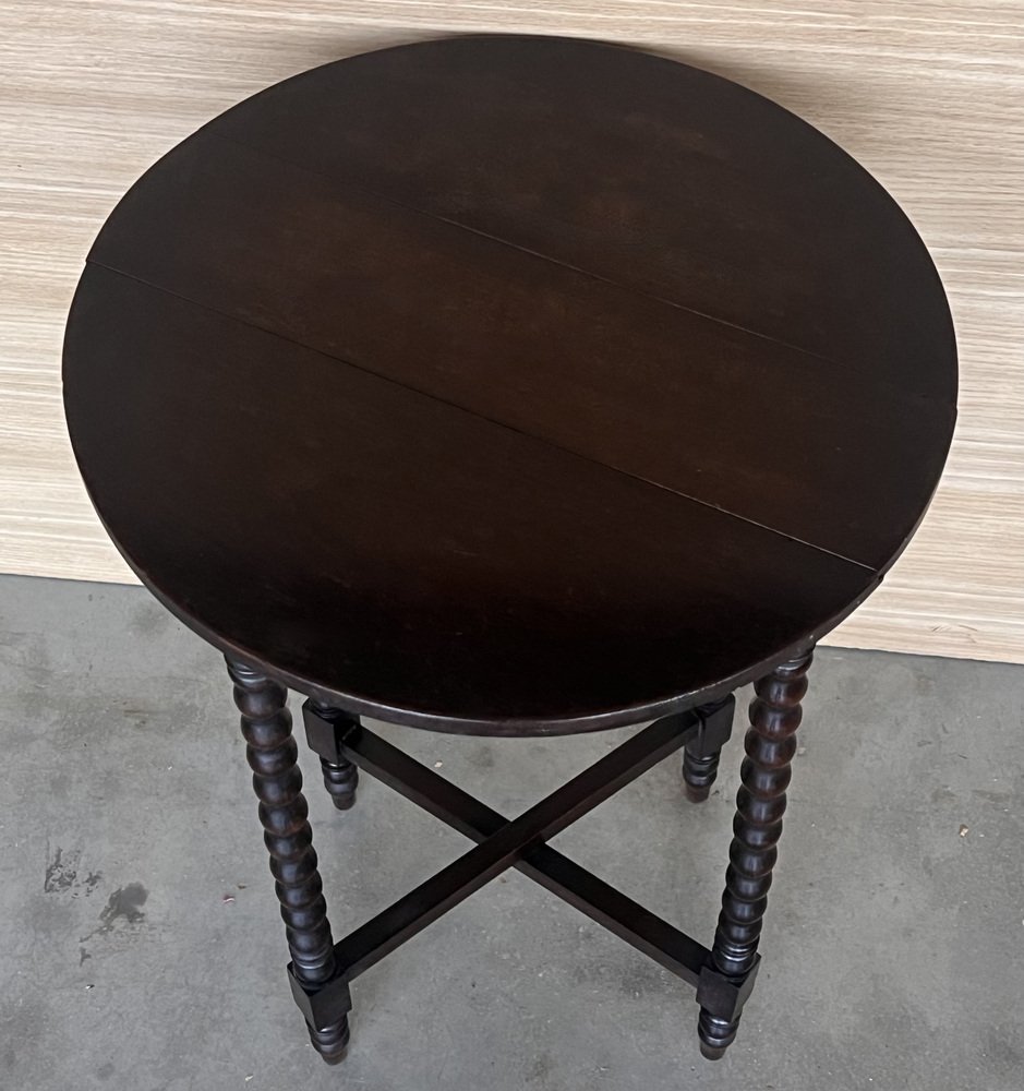 Round Narrow Folding Center Table in Oak, 1940s for sale at Pamono