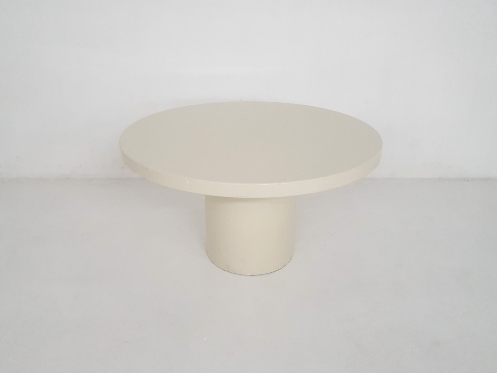Mid-Century Modern Round White Fibreglass Dining Table, 1960s for sale ...