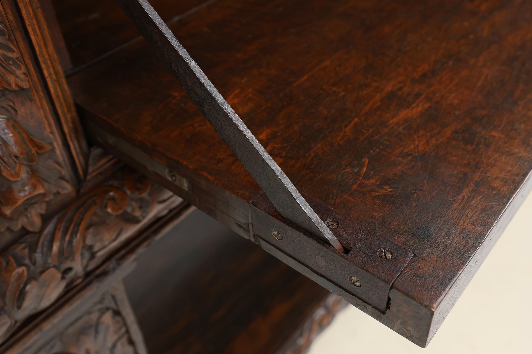 Italian Renaissance Cabinet in Walnut with Carvings, 16th Century for ...