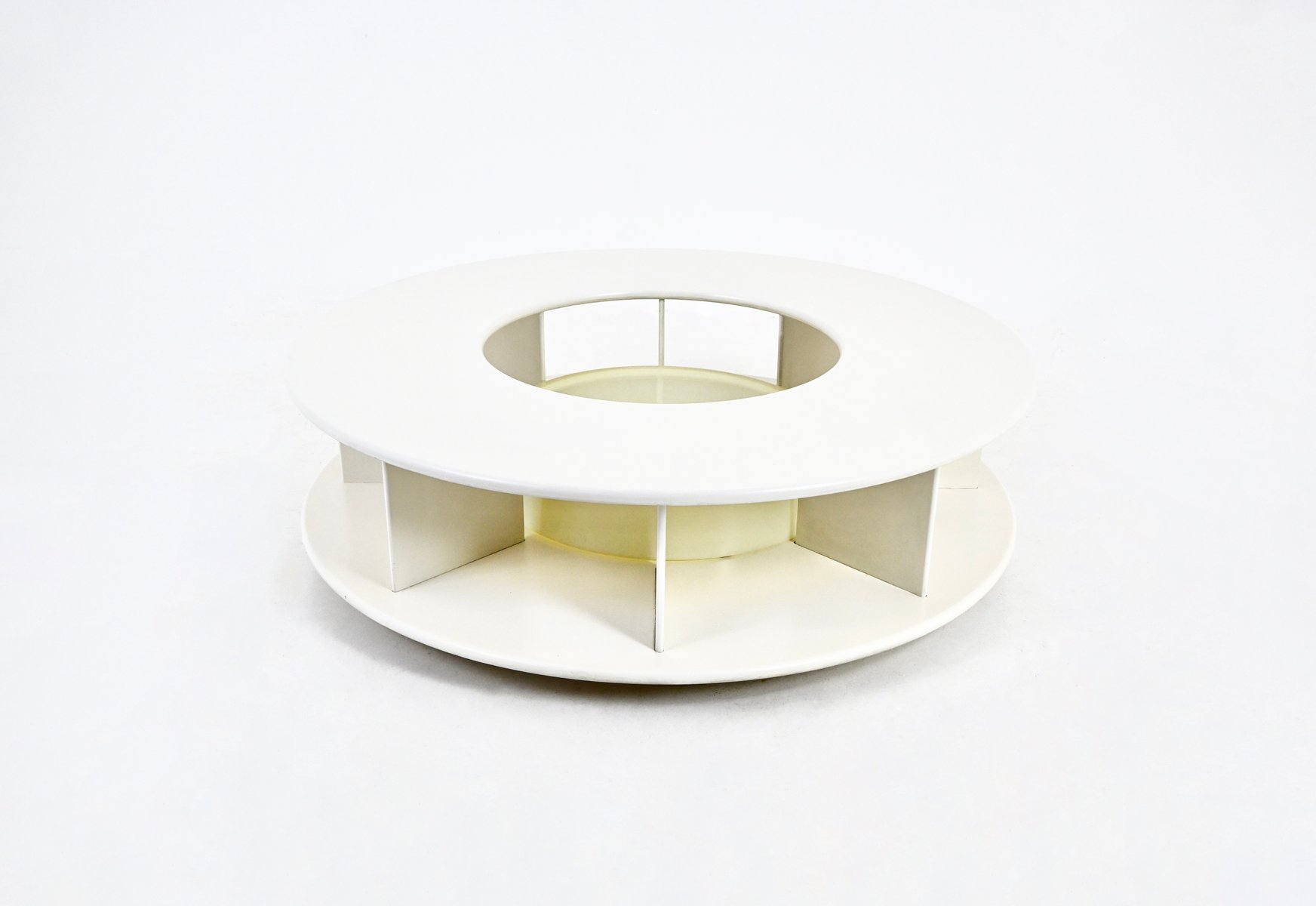 Bazaar Coffee Table attributed to Superstudio for Giovanetti, 1968 for ...