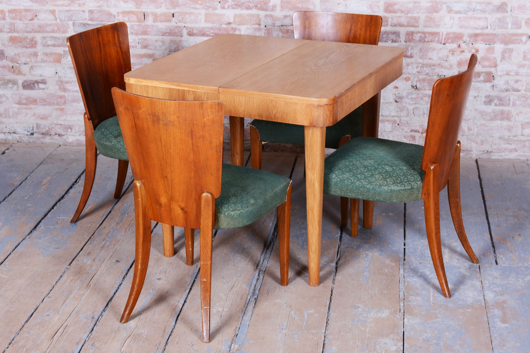 Czech Art Deco Extendable Dining Table attributed to Jindřich Halabala ...