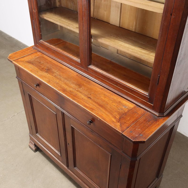 Antique Louis Philippe Bookcase in Walnut for sale at Pamono