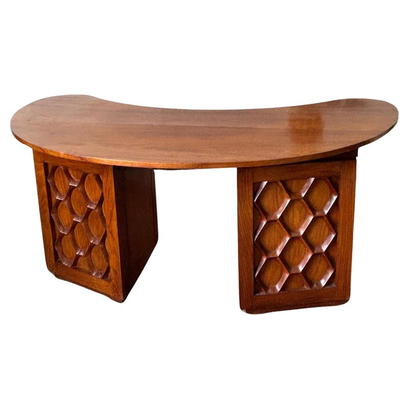 Mid-Century Modern Semi-Circular Desk, 1970s for sale at Pamono