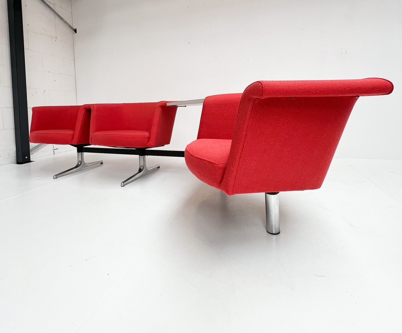 Modular Waiting Room Set from Artifort, 1980s, Set of 6 for sale at Pamono