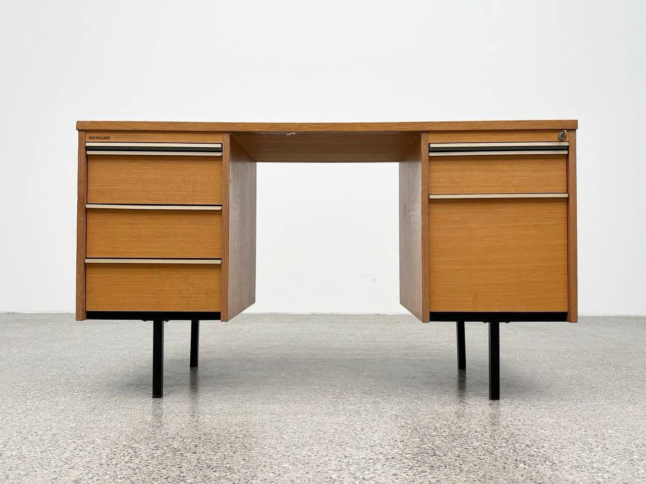 Desk with Drawers from Bene, 1960s for sale at Pamono