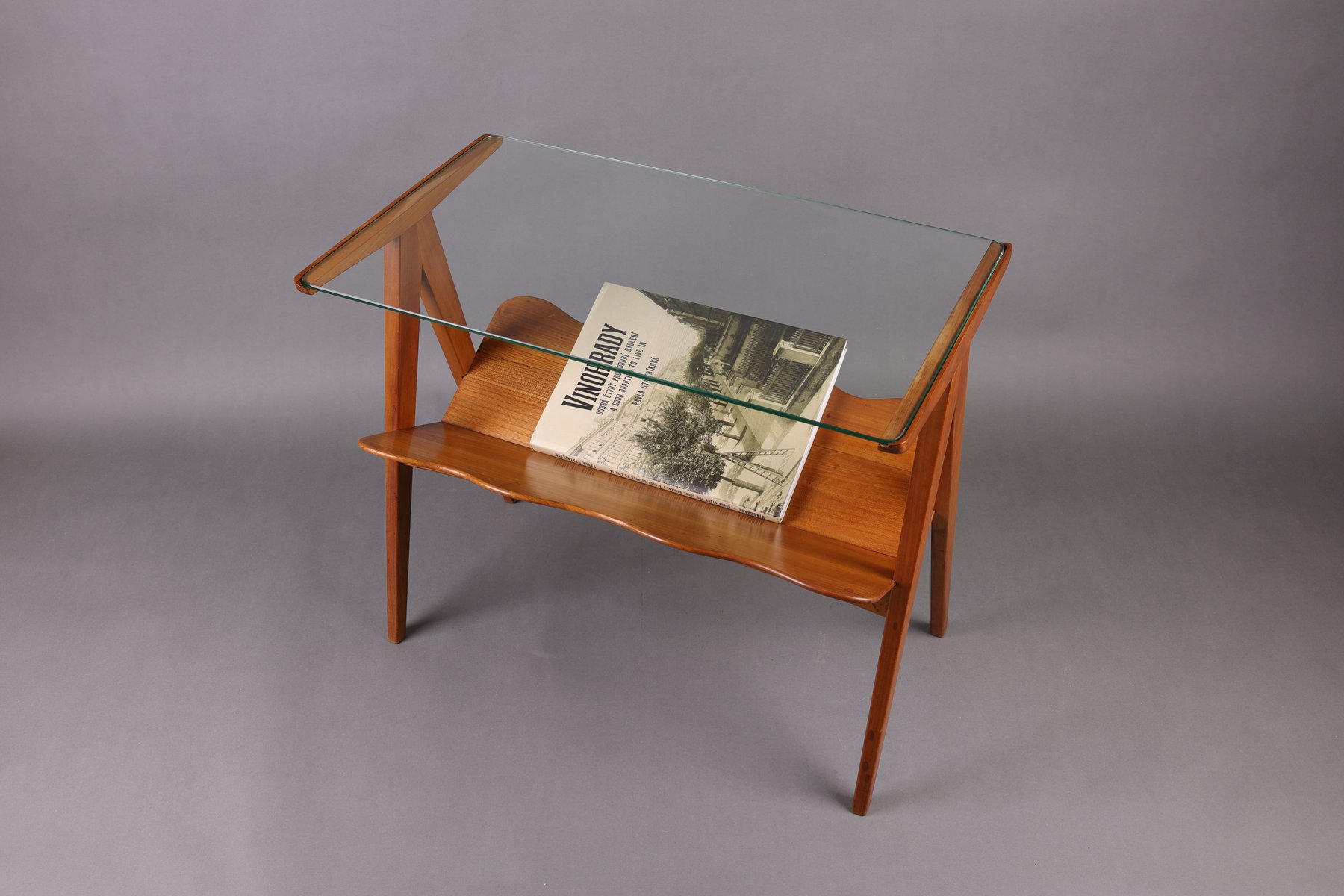 Mid-Century Modern Italian Side Table with Magazine Rack, 1960s for ...