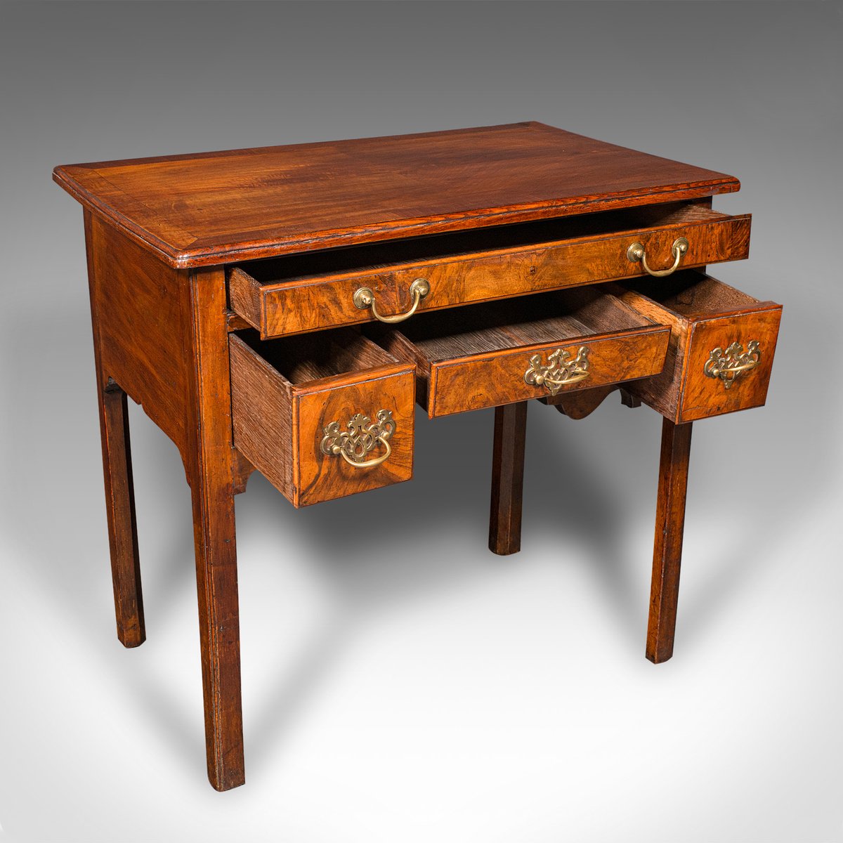 Georgian Lowboy Table in Burr Walnu & Oak, 1780s for sale at Pamono